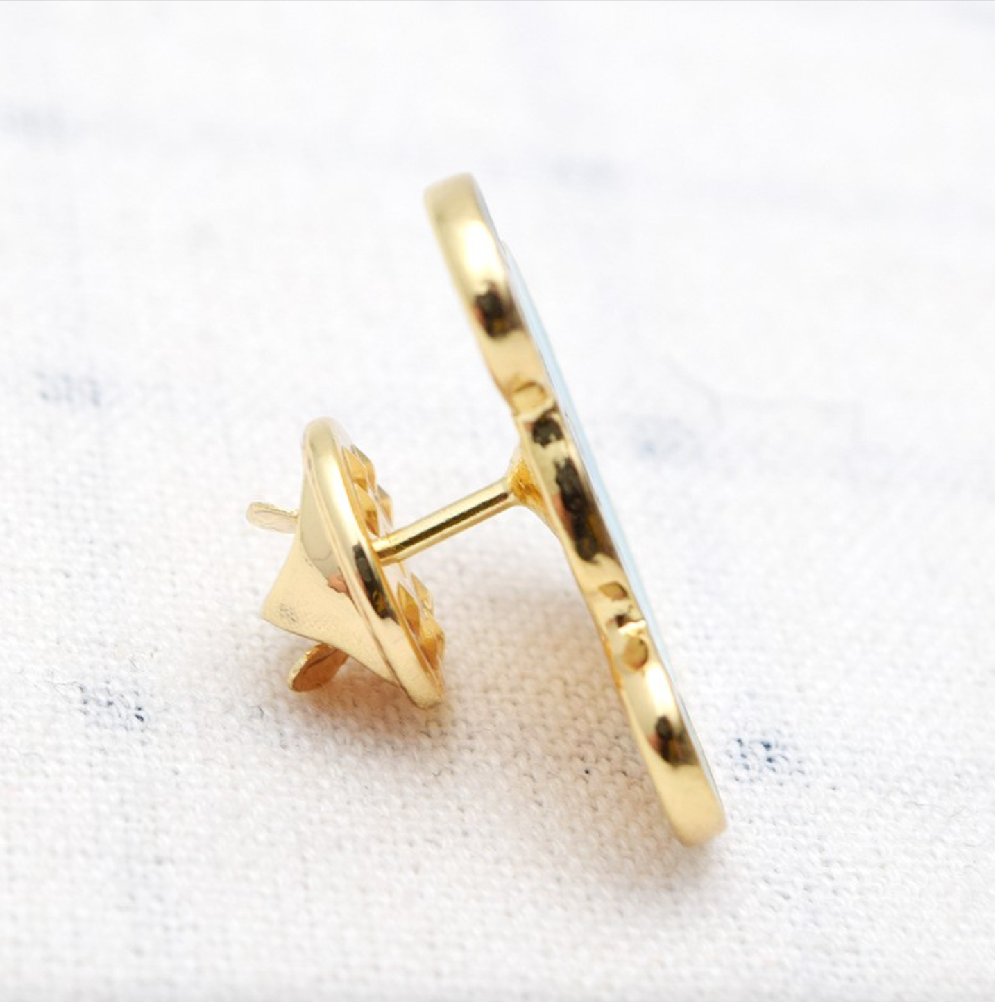 BTS BT21 Brooch | IDOL LOOKBOOK